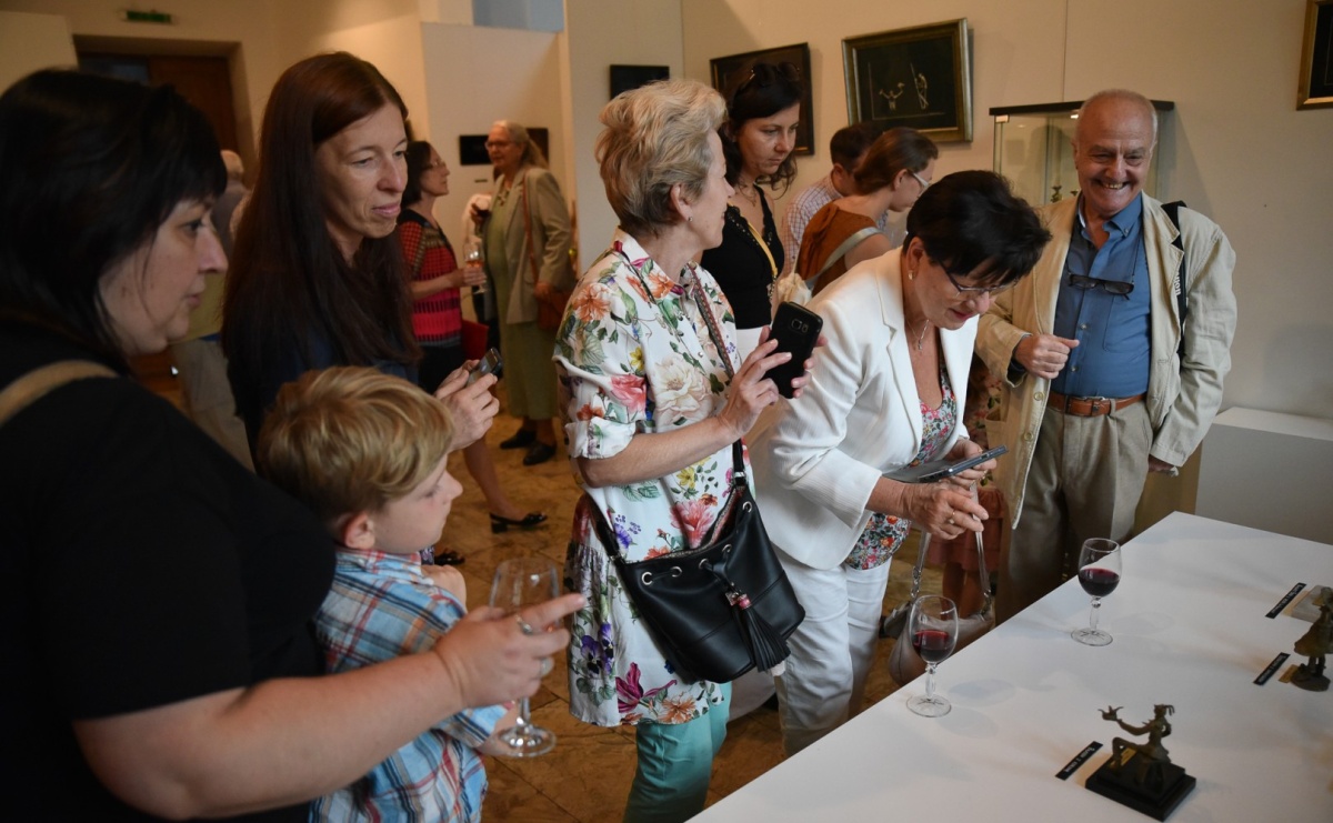 Misterne kształty z wyobraźni Gurgena Gadachika [FOTO]